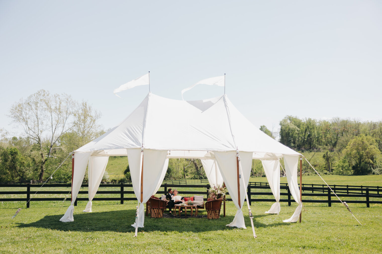 Selecting the Perfect Wedding Tent - Rachel Yearick Photography